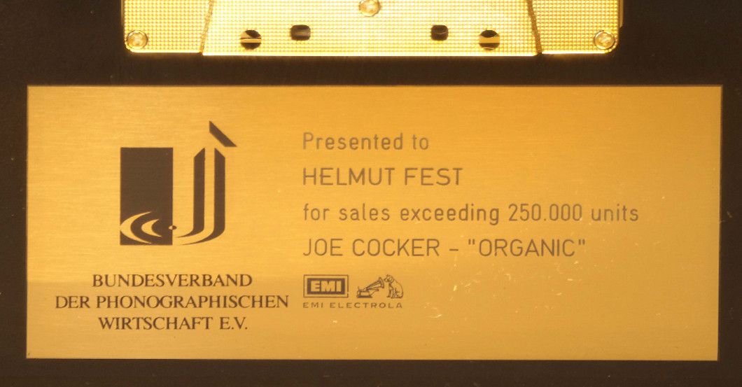 Goldene Schallplatte von Joe Cocker für sein Album „Organic“